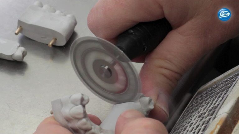 Mechanical reprocessing of semi-critical instruments › Komet Dental